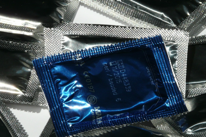 ¿Para qué más sirven los condones? Aquí les contamos | Tropicana Colombia