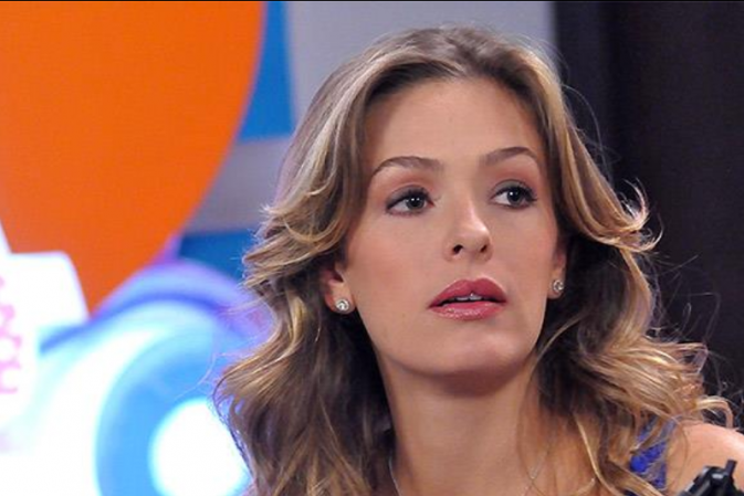 Con este desnudo la exprotagonista de Tu Voz Estereo Michelle Rouillard ...