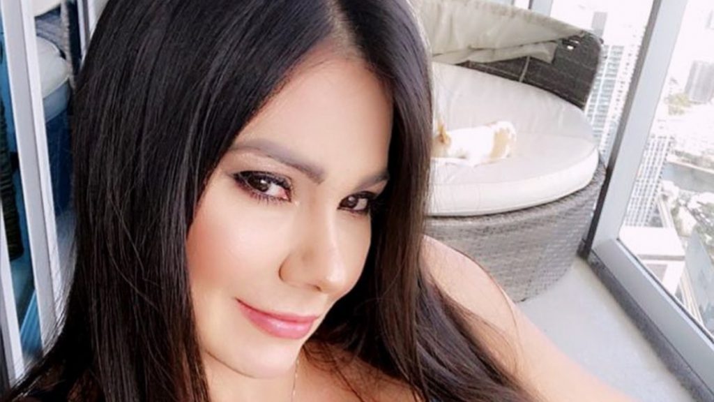 Esperanza Gómez le dicen que tiene “buen pan”