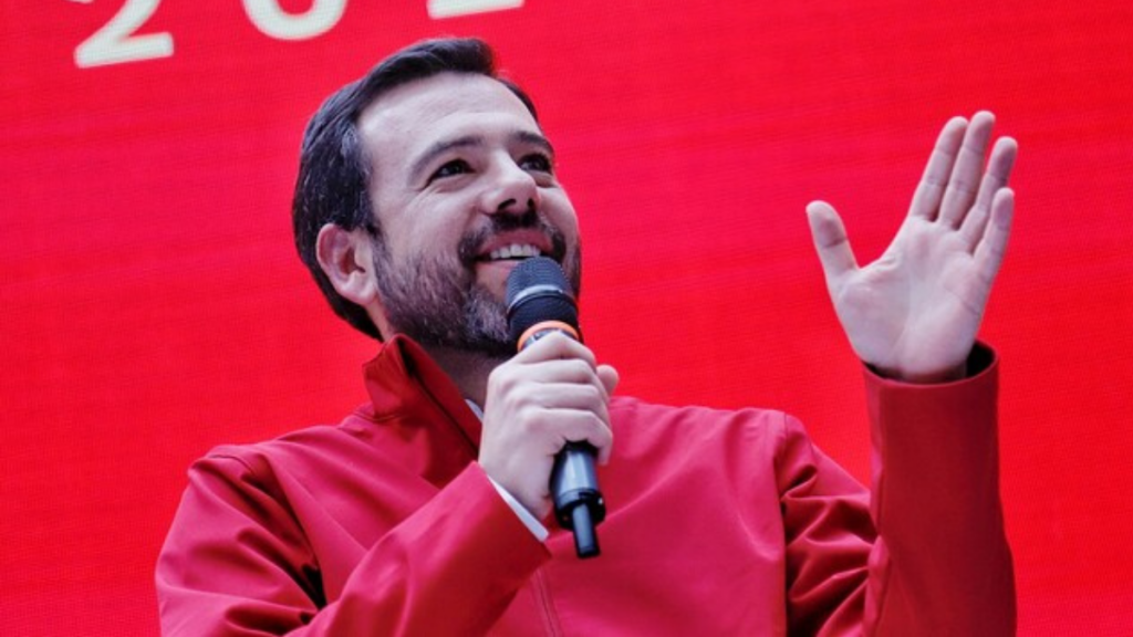 discurso de Carlos Fernando Galán tras su victoria como nuevo alcalde ...